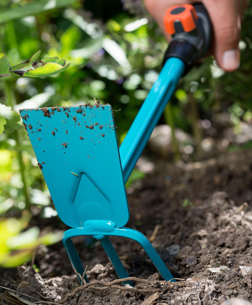 Buy Gardena Combisystem Hand Rake, 3 Pronged | Bakker.com